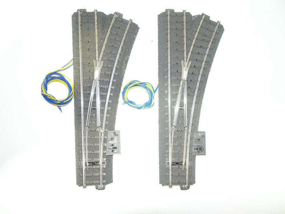 2 Märklin C-Gleis Schienen Weichen Weichenantrieb HO 24612 (Gebraucht) in Luzern für CHF 37.9 ...