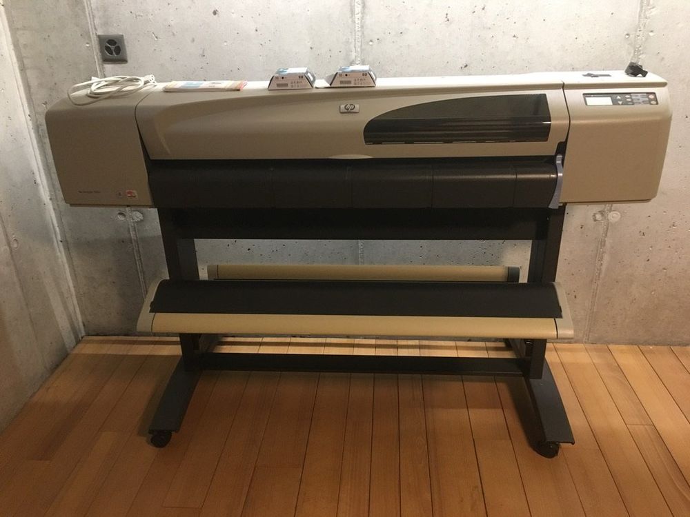 HP Designjet 500 Plus, DIN A0+,inkl. Patronen,1x Papierrolle (Defekt ...
