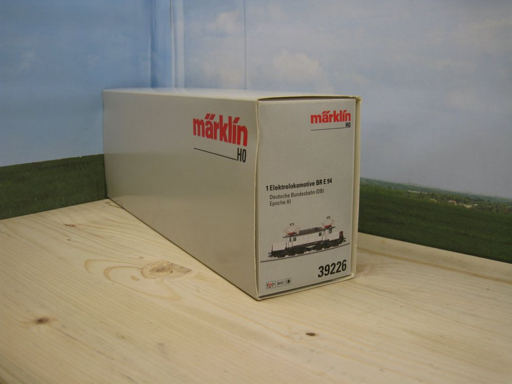 Märklin 39226 E-Lok Br E 94 217 / mfx Spielewelt (Neu (gemäss ...