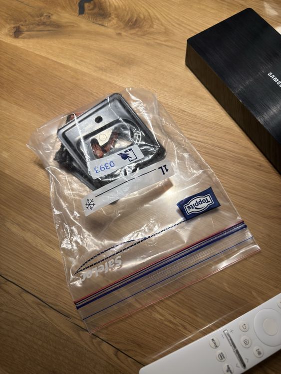 Samsung The Frame 32 Zoll QLED wie neu! (Neu (gemäss Beschreibung)) in ...