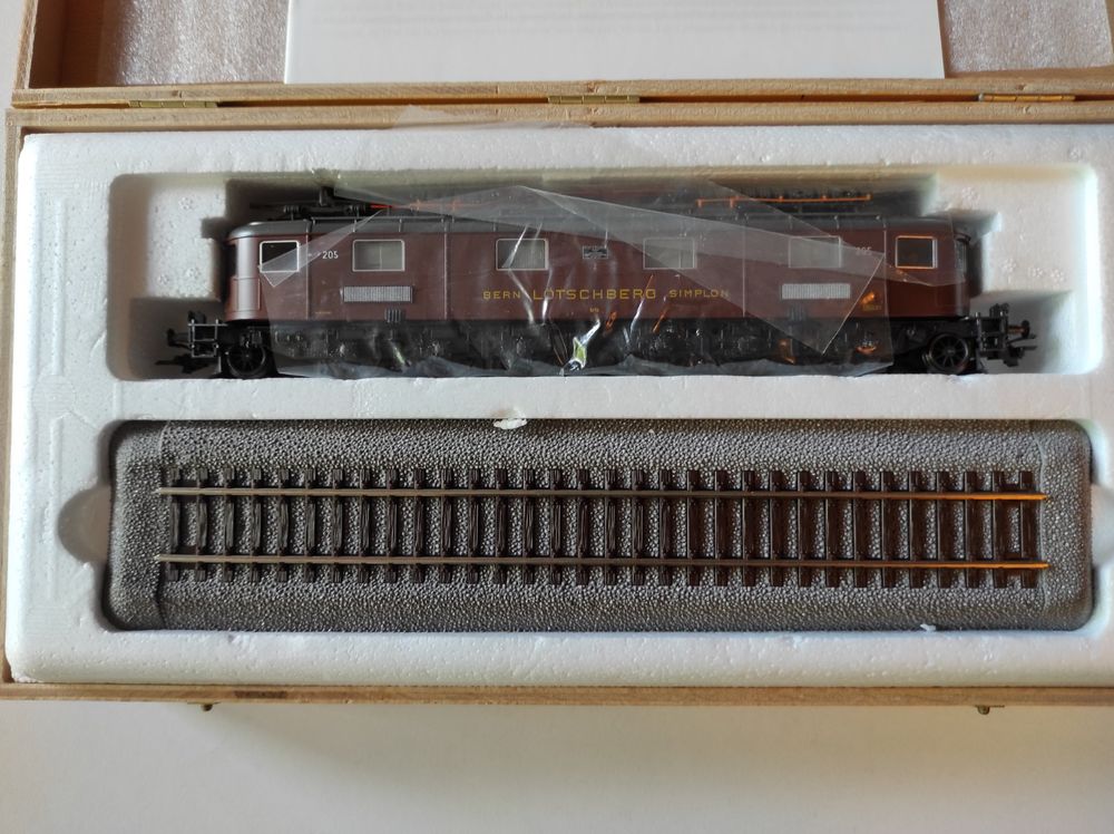 E-Lok Ae 6/8 "205" der BLS von Roco Museums Edition, H0, GS (Neu und ...
