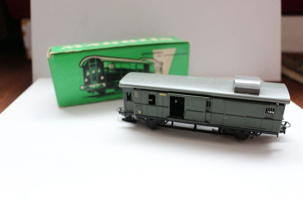 Märklin 4041 Gepäckwagen, Version 1960 (Gebraucht) in Bern für CHF 8 ...