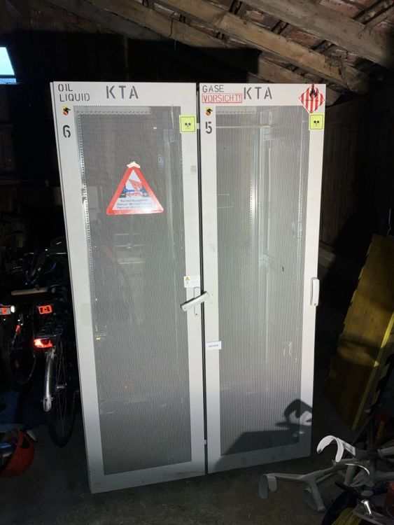 Server Rack Compaq (Gebraucht) in für CHF 1 – nur Abholung auf Ricardo ...