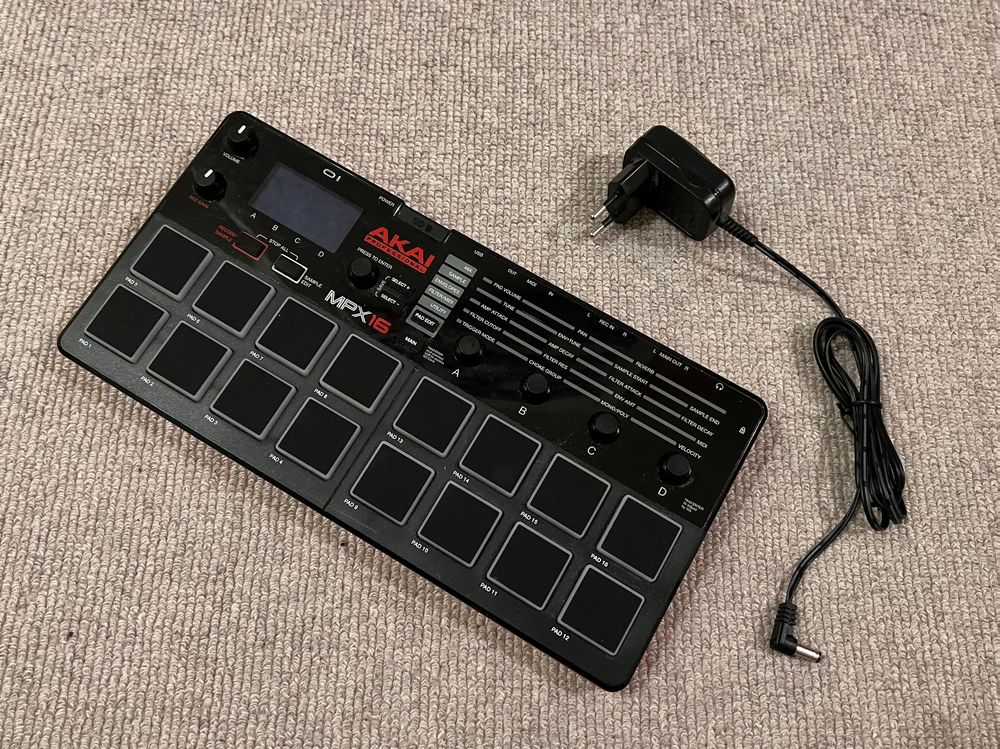 Akai Sample-Player MPX16 ab 1 Franken (Gebraucht) in Altendorf für CHF ...