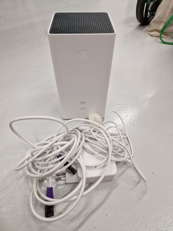 Swisscom Internet Box 2 / inkl. Zubehör (Gebraucht) in Kriens für CHF 5 ...