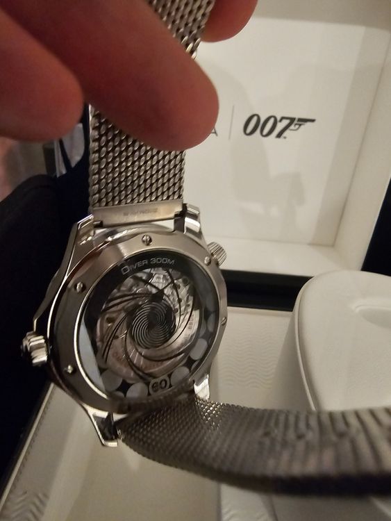 NEUE Omega 007 60 Jahren Jubiläum 2024 Jg (Neu und originalverpackt) in Wallisellen für CHF 7000 ...
