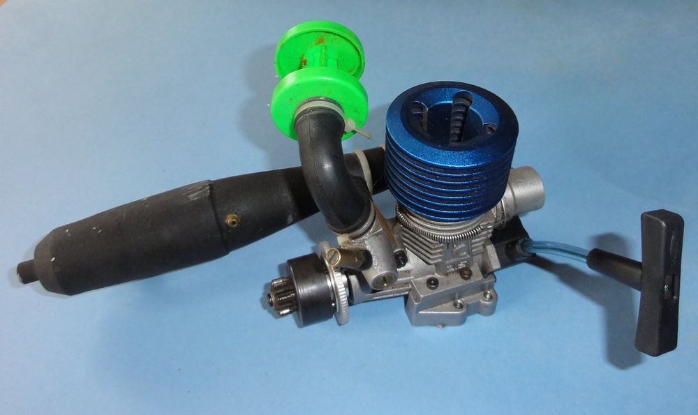 Nitro-Motor Force F.C 3,5 ccm mit Seilzugstarter | Kaufen auf Ricardo