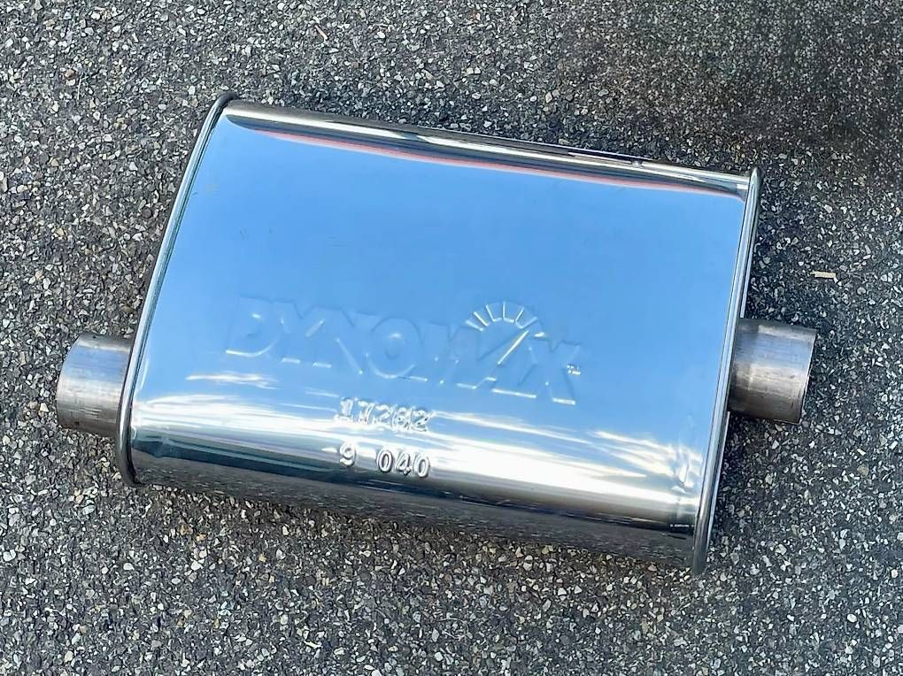 DynoMax Ultra Flo SS Universal Polished Performance-Auspuff (Gebraucht ...