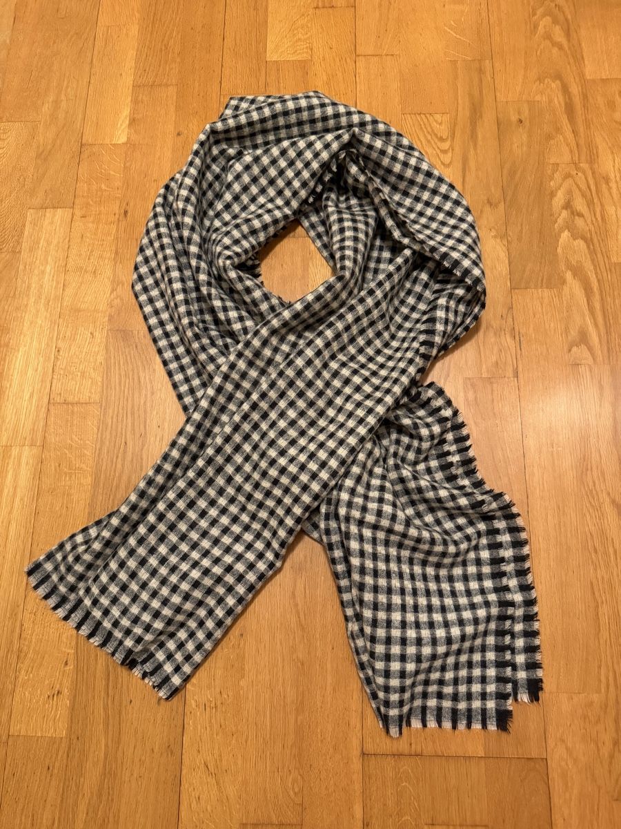 Schal von P&C K-RO Accessoires. 15 % Wolle. Neuwertig. (Neu (gemäss ...