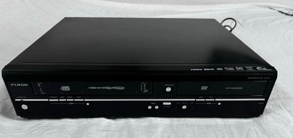 FUNAI DVD Rekorder VHS Player Kombigerät (Gebraucht) in Lachen SZ für ...