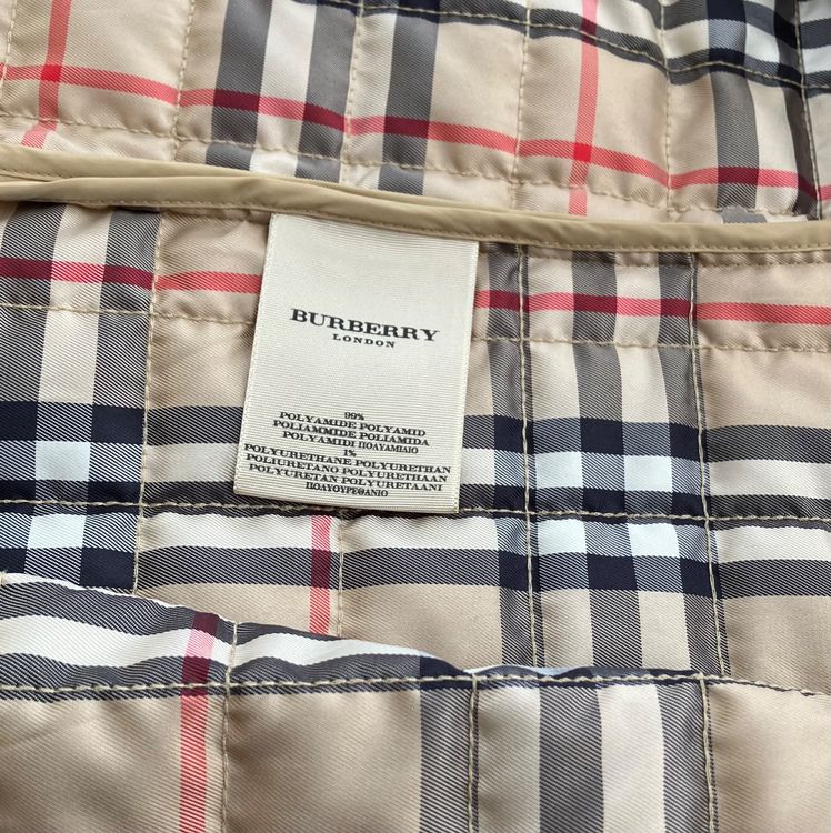 Burberry Gilet Gr.38/40 (Gebraucht) in Unterägeri für CHF 139 – mit ...