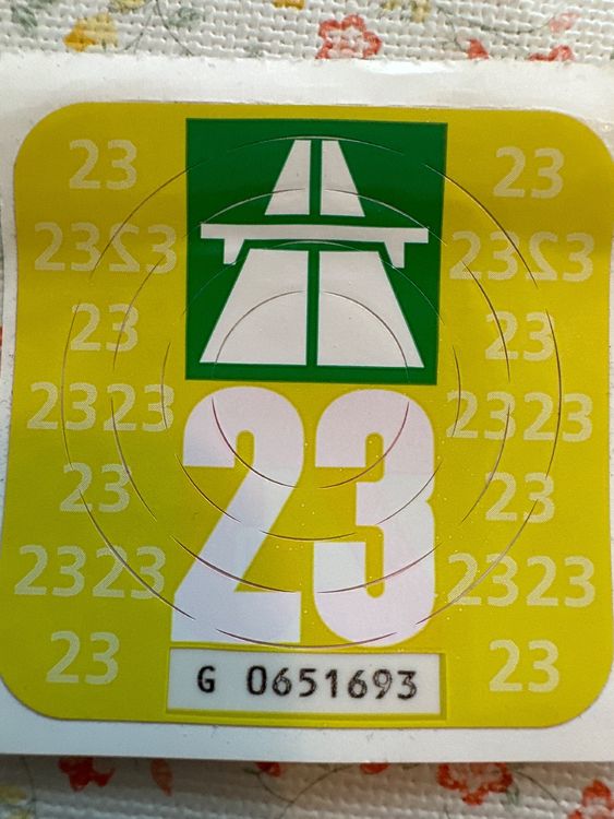 Vignette 2023 | Kaufen auf Ricardo