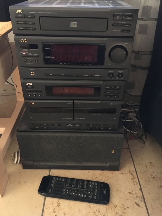 JVC Compact Component System MX 50 (Defekt) in Waltenschwil für CHF 2 – nur Abholung auf Ricardo ...