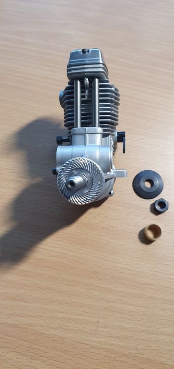 Modellmotor O.S.Max FS-40 Surpass 4 Takt Engine No. 35220 (Neu und originalverpackt) in ...