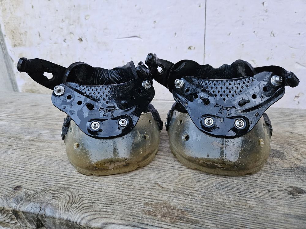 Hufschuhe Floating Boots M0/M (Gebraucht) in Oberhasli für CHF 2 – mit ...