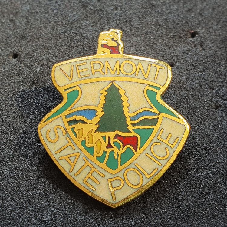 W055 - Pin Highway State Patrol Trooper Police - Vermont | Kaufen auf ...