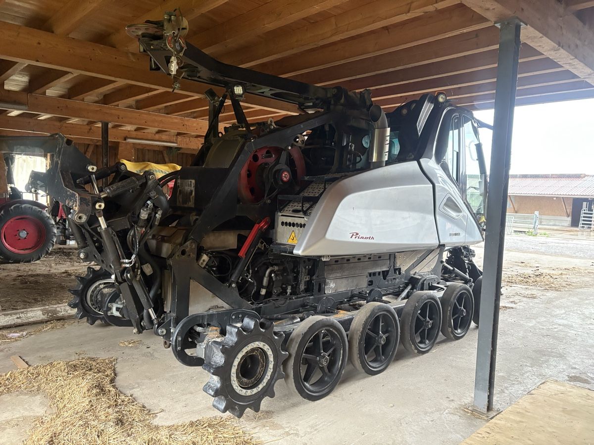Prinoth Leitwolf Pistenfahrzeug zu verkaufen (Gebraucht) in Mettlen für ...