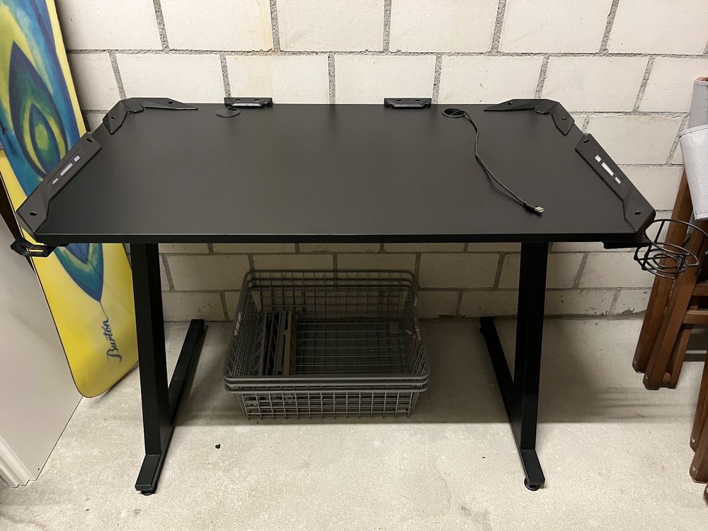 Gamertisch, Pult (Gebraucht) in Ehrendingen für CHF 29 – nur Abholung ...