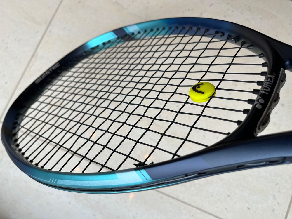 Yonex Ezone 100 L3 2023 Modell fast wie neu! | Kaufen auf Ricardo