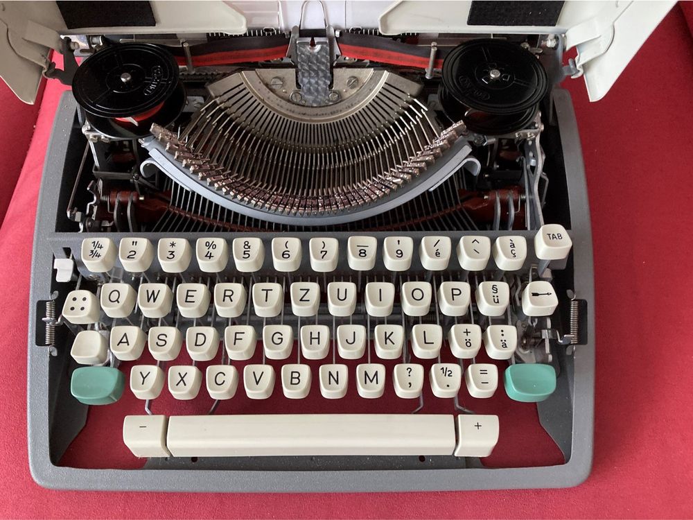 Schreibmaschine Olympia SM9 (Gebraucht) in für CHF 50 – mit Lieferung ...