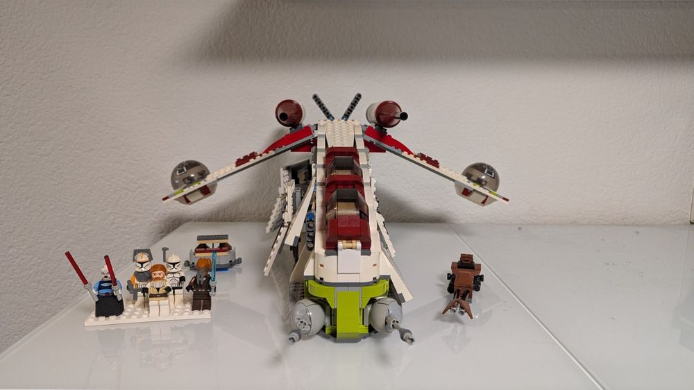 LEGO Star Wars Republic Gunship 7676 - Komplett! (Gebraucht) in Dättwil ...