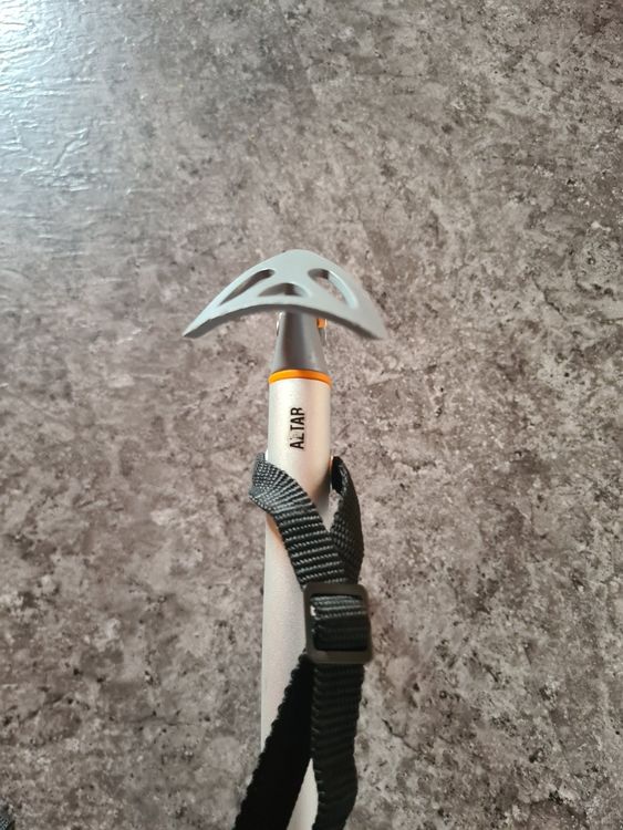 Eispickel / Eisgerät Petzl Aztar (Gebraucht) in Utzenstorf für CHF 170 ...