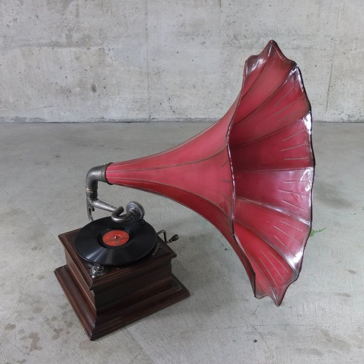 Altes Grammophon Micro Perophone, 1930er Jahre (Defekt) in Basel für ...