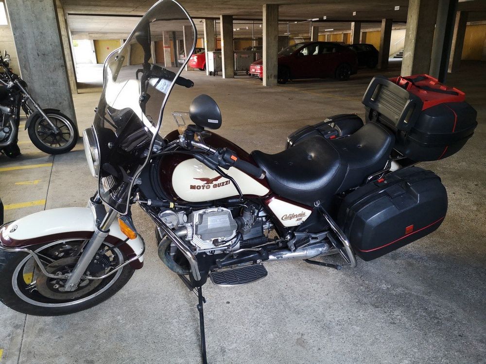 Stilvolle Moto Guzzi California 3 Ebenbildnull