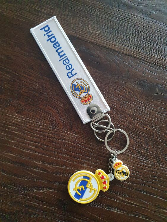 Real Madrid Schlüsselanhänger Fanartikel (Neu und originalverpackt) in ...