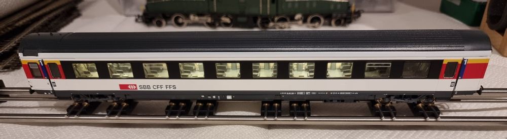 Roco EWIV 1.Kl ICN Farben - SBB H0 DC mit Innenbeleuchtung (Neu (gemäss ...