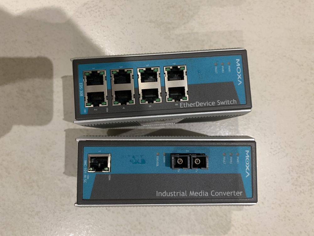 Moxa Ethernetswitch EDS-308 und Medienconverter IMC-101-M-SC (Gebraucht ...