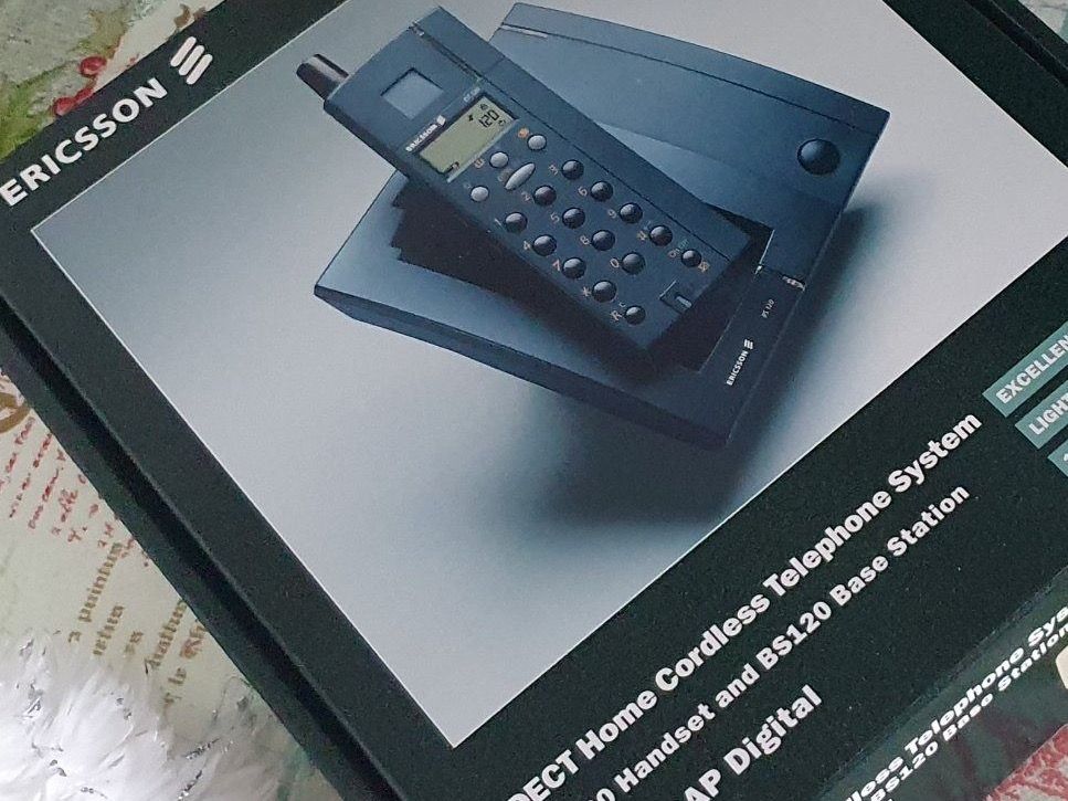 SONY ERICSSON schnurlos DT120 + Basisstation BS120 in OVP (Neu und ...