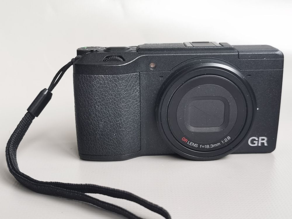 Ricoh GR II (Gebraucht) in Thun für CHF 455 – mit Lieferung auf Ricardo ...