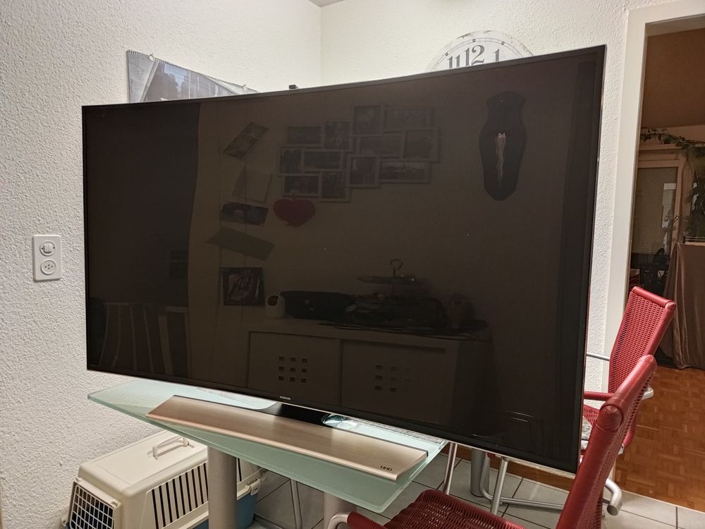 Samsung UE55 HU8580Q UHD Curved TV (Gebraucht) in Freienstein für CHF ...