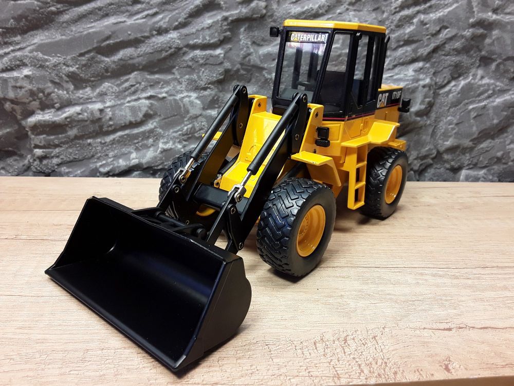 Rarität _ JOAL 184 _ Radlader CAT IT18F _ metall _ 1:25 | Kaufen auf ...