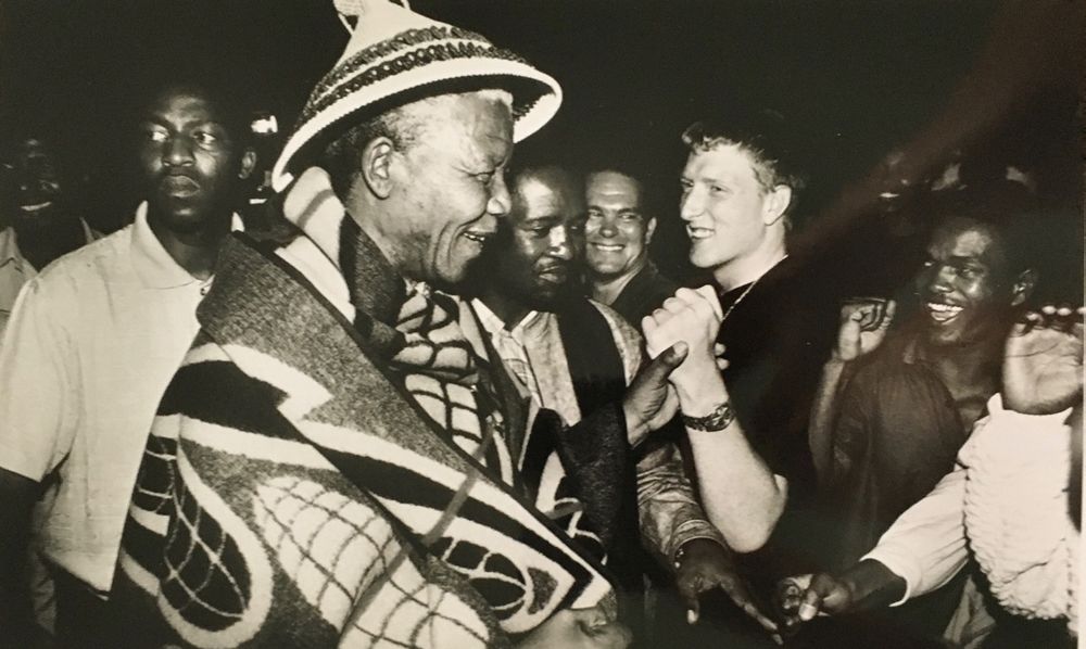 Nelson Mandela, südafrik. Staatsmann - by T.J. Lemon (35x28) | Kaufen ...