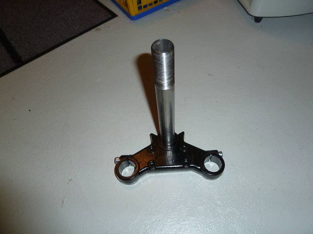 Untere Gabelbrücke EBR Harry Sachs schwarz (Ø 30 mm Holmen) (Gebraucht ...