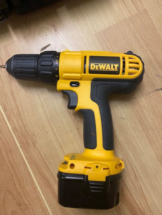 Bohrmaschine De Walt DC740 | Kaufen auf Ricardo