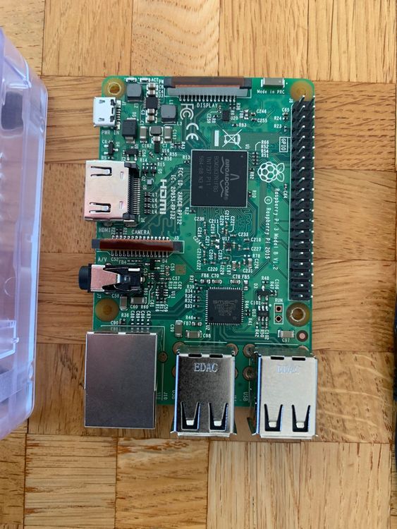 Raspberry Pi 3 Model B V1.2 mit SD-Karte, Netzteil, Gehäuse (Gebraucht ...