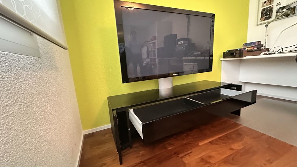 Pioneer Plasma TV PDP-507XD, 50 Zoll inkl. TV-Möbel (Gebraucht) in ...
