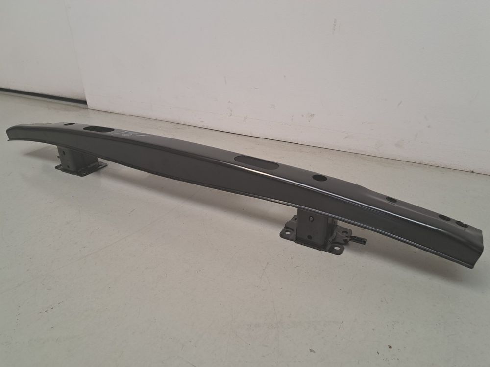 VW T6.1 Aufpralldämpfer Rear Bumper 7E0 807 305 E (Gebraucht) in Alpnach-Dorf für CHF 65 – nur ...