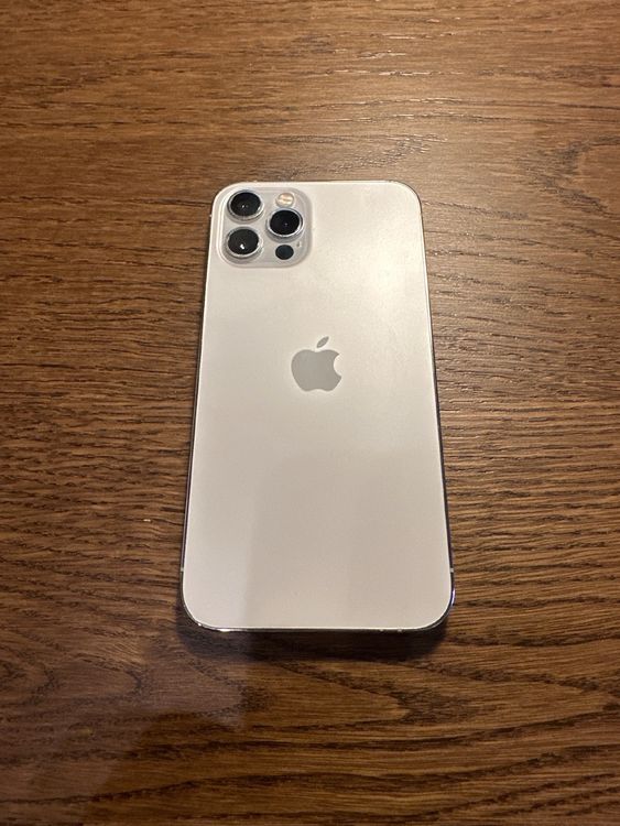 iPhone 12 Pro Silver 128GB (Gebraucht) in Weisslingen für CHF 400 – mit ...
