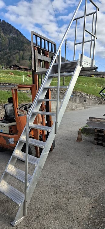 Ausentreppe Mit Podest Gebraucht