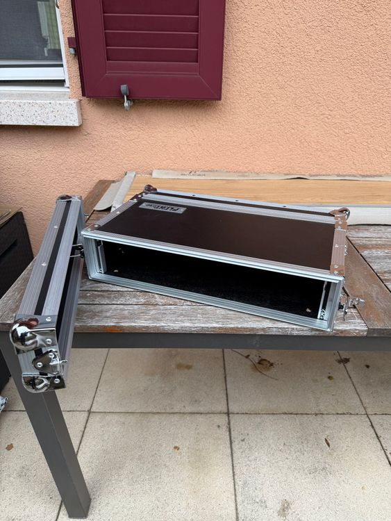 Rack 19 pouces 2U (D'occasion) à Belmont sur Yverdon pour CHF 30 – avec ...