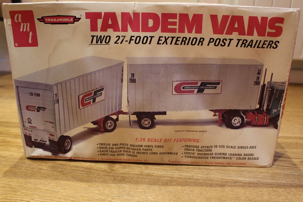 AMT Tandem Vans Two 27Ft Trailers/LKW-Anhänger (1:25 Modell) | Kaufen ...