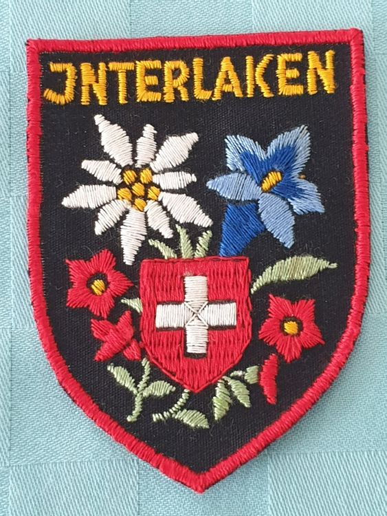 Vintage Badge Wappen INTERLAKEN ST. GALLER STICKEREI (Gebraucht) in ...