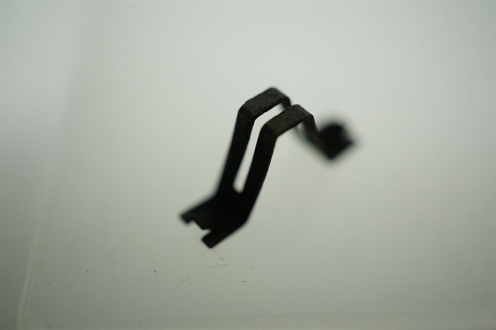 >E Halteklammer brüniert zu Märklin 4613 (Antik) in Thun für CHF 2.9 ...