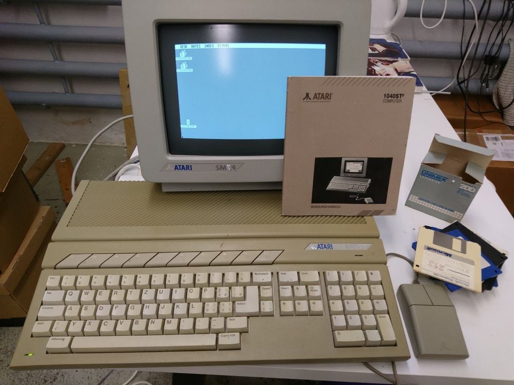 Atari 1040ST plus Monitor. Vintage 1986 (Gebraucht) in Zürich für CHF ...
