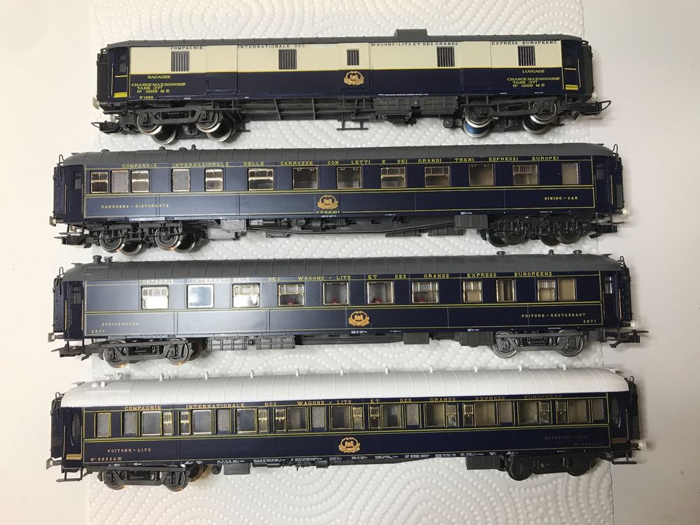 4 Orientexpress Wagen "Rivarossi" H0 (Neu (gemäss Beschreibung)) in Hergiswil NW für CHF 120 ...
