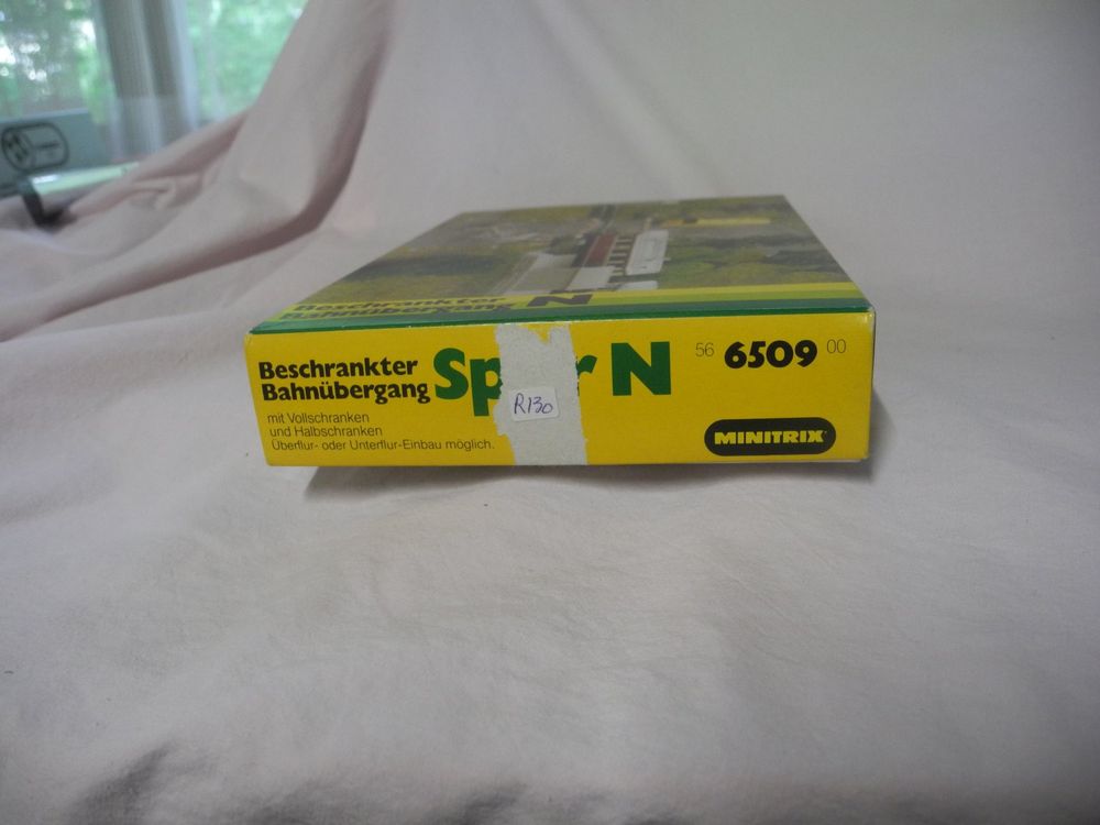 MINITRIX NR. 6509 BESCHRANKTER BAHNÜBERGANG N NEU OVP (Neu und originalverpackt) in Gurtnellen ...